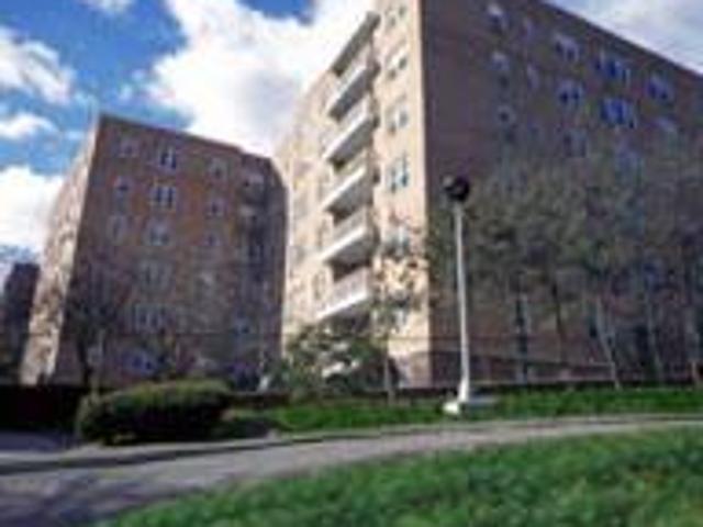 The Churchill: 2 bd 1 ba