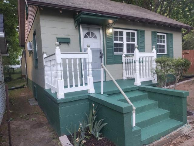 The Charming Cottage #1