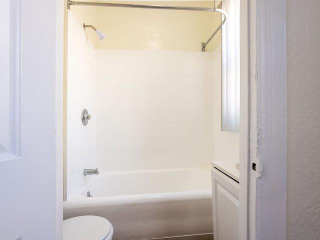 The Charleston Apartments 1 Bedroom Apartment for Rent at 729 S Union Ave, Los Angeles, CA 90017 Westlake