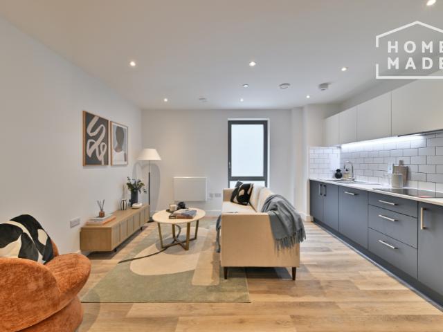 The Charter DA12, 2 bed flat to rent, £1,800 pcm | PrimeLocation