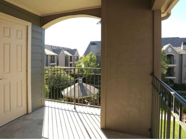 The Chesterfield 2 Bedroom Apartment for Rent at 4733 S Harvard Ave, Tulsa, OK 74135 Patrick Henry