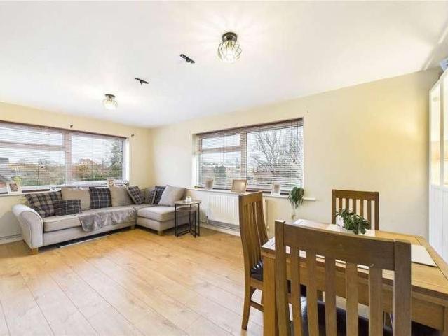 The Chestnuts, Horley, Surrey, RH6