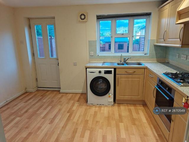 The Chilterns, Stevenage, SG1 2 bed terraced house to rent £1,545 pcm £357 pw