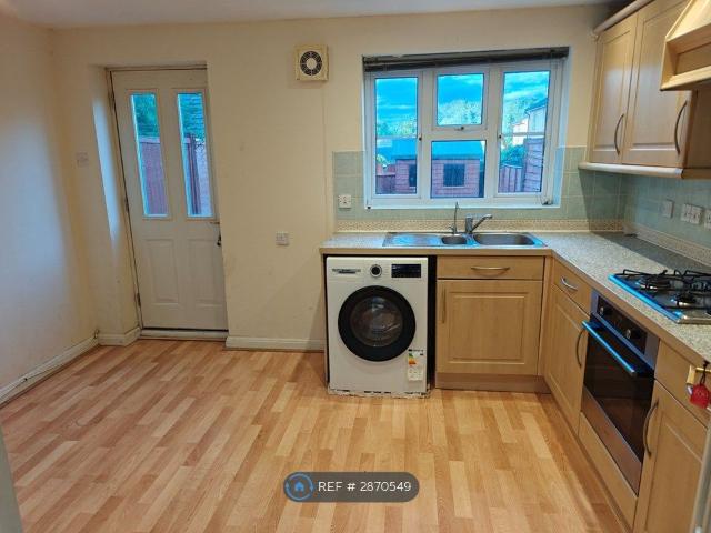 The Chilterns, Stevenage SG1, 2 bed terraced house to rent, £1,545 pcm | PrimeLocation