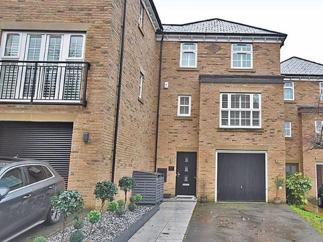 The Chimes, Bearsted ME14, 4 bed property to rent, £2,500 pcm | PrimeLocation