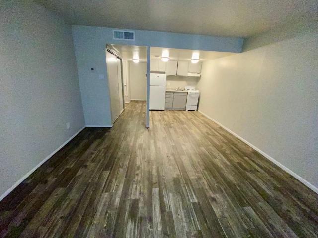 The Citadel Apartments Studio Apartment for Rent at 1520 University Blvd Ne, Albuquerque, NM 87102