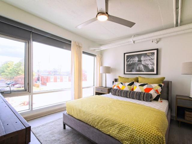 The Citizen Apartments 1 Bedroom Apartment for Rent at 1835 Union Ave, Memphis, TN 38104 Central Gardens