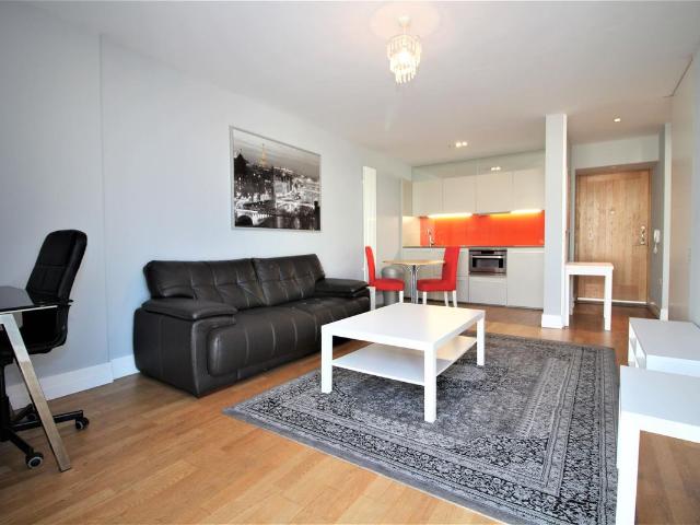 The Circus, Highcross Lane, Leicester LE1, 1 bed flat to rent, £975 pcm | PrimeLocation