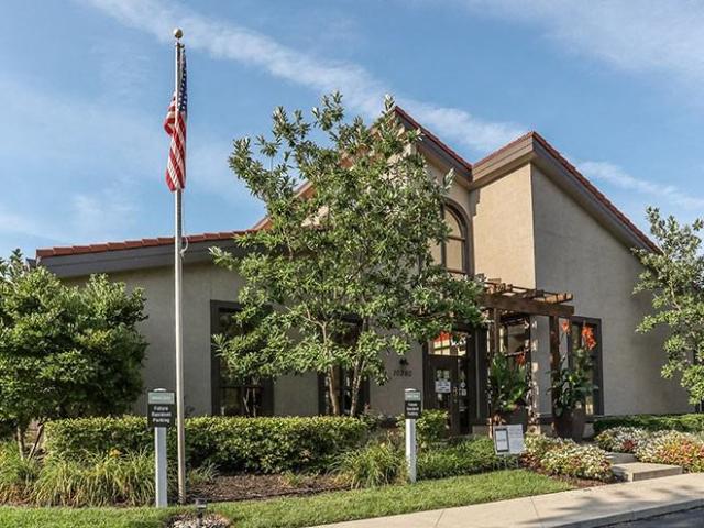 The Club at Indian Creek Apartment Homes 1 Bedroom Apartment for Rent at 10380 Conser St, Overland Park, KS 66212