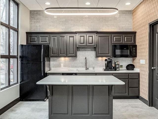 The Club at Indian Creek Apartment Homes 1 Bedroom Apartment for Rent at 10380 Conser St, Overland Park, KS 66212
