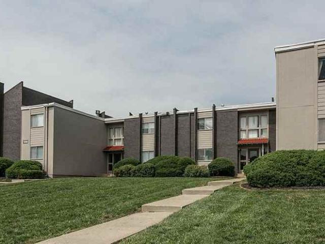 The Club at Indian Creek Apartment Homes 1 Bedroom Apartment for Rent at 10380 Conser St, Overland Park, KS 66212