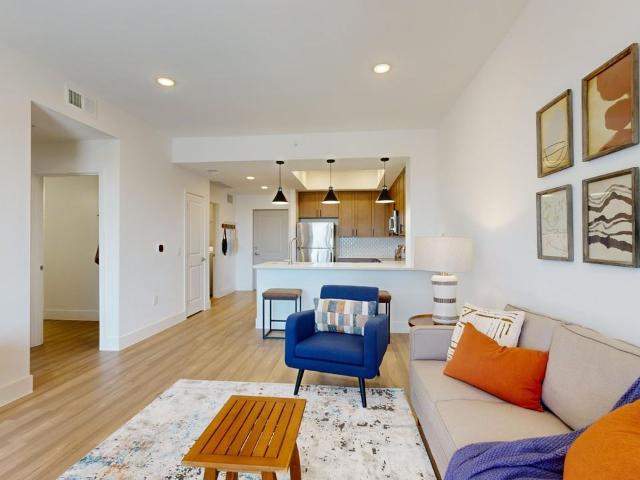 The Club on Pine Island 2 Bedroom Apartment for Rent at 315 Sw Pine Island Rd, Cape Coral, FL 33991 Mariner