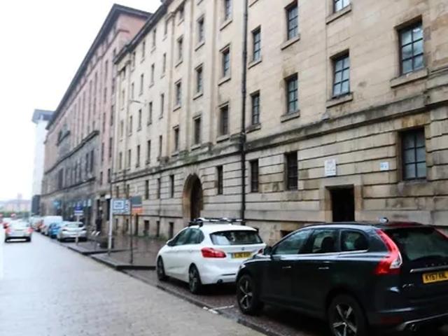 The Clyde Hotel, 377 Argyle Street, Glasgow, G2 8LR, United Kingdom | Studio apartment for rent #133402983 | Rentberry