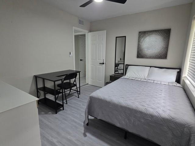 The Classic White & Grey Suite