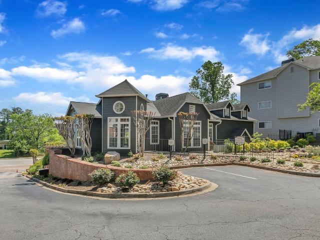 The Clarion Apartments 1 Bedroom Apartment for Rent at 10 Rimington Ln, Decatur, GA 30030