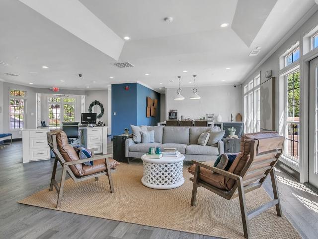 The Clarion Apartments 2 Bedroom Apartment for Rent at 10 Rimington Ln, Decatur, GA 30030