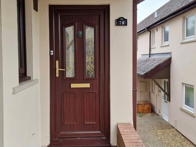 The Clicketts, Tenby, Pembrokeshire SA70, 2 bed flat to rent, £775 pcm | PrimeLocation