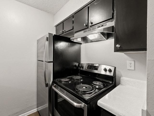 The Cliffs 2 Bedroom Apartment for Rent at 2001 S Interstate 35, Austin, TX 78741 Riverside