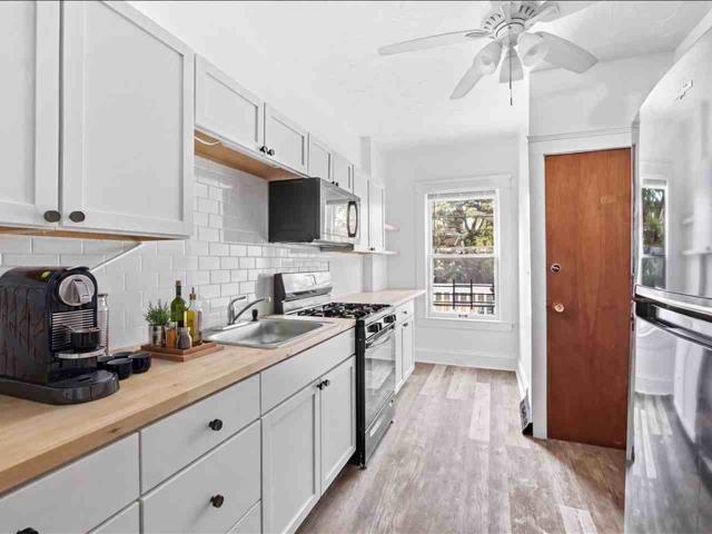 The Clifton Boulevard Portfolio 1 Bedroom Apartment for Rent at 11003 Clifton Blvd, Cleveland, OH 44102 Edgewater