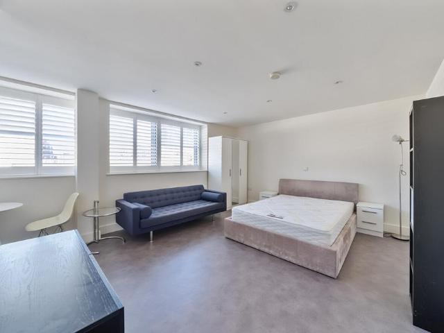 The Clockwork Factory, 13 Blackburn. Studio to rent £1,711 pcm £395 pw