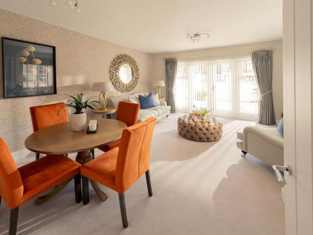 The Cloisters High Street, Buckinghamshire HP16, 2 bed flat to rent, £3,830 pcm | PrimeLocation