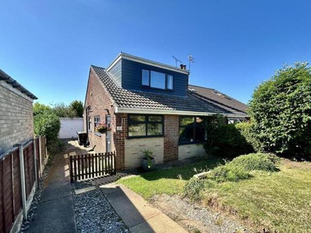 The Close, Barwick In Elmet, 3 Bedroom Semi detached