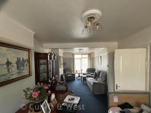 The Close, Mitcham, 3 Bedroom Semi detached