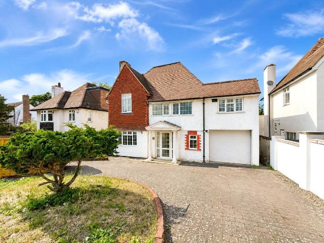 The Close, Wilmington, Kent DA2, 6 bed detached house to rent, £4,500 pcm | PrimeLocation