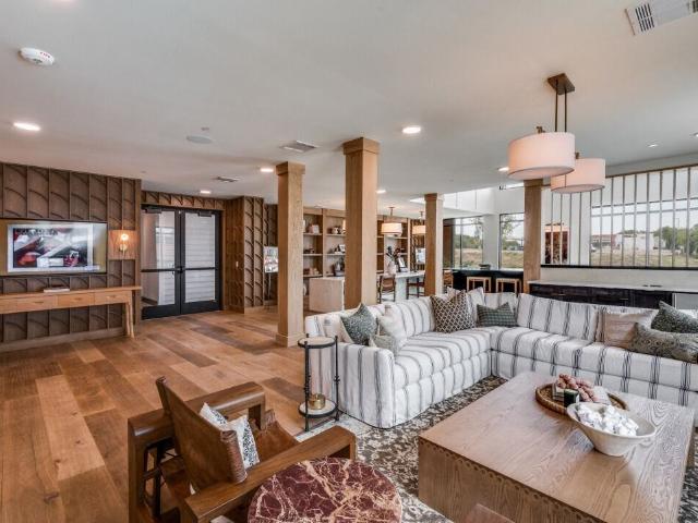 The Crawford 1 Bedroom Apartment for Rent at 13853 Stonehawk Way, Euless, TX 76040