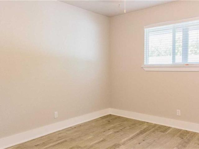 The Creek @ Mueller 1 Bedroom Apartment for Rent at 1302 E 52nd St, Austin, TX 78723 Windsor Park