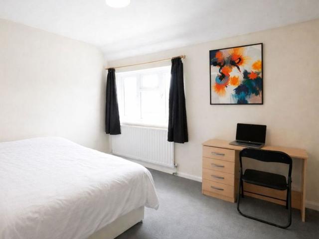 The Crescent, Brighton BN2, 4 bed terraced house to rent, £2,332 pcm | PrimeLocation