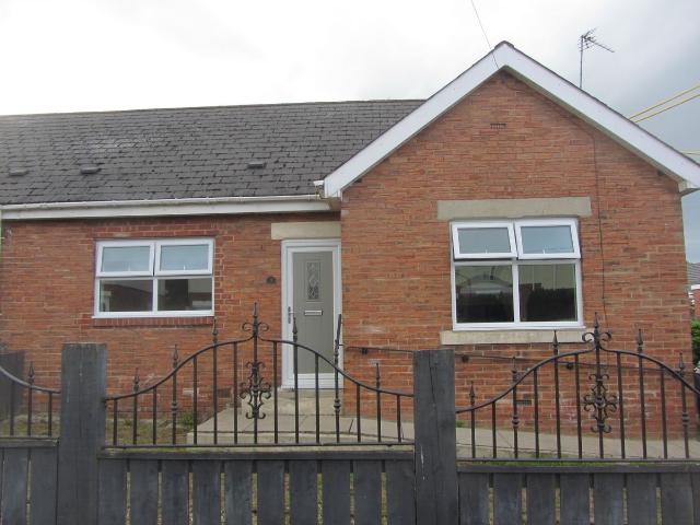 The Crescent, Langley Park DH7, 2 bed bungalow to rent, £650 pcm | PrimeLocation