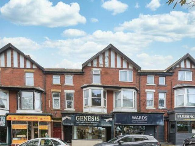 The Crescent, Lytham St. Annes, 2 Bedroom Apartment