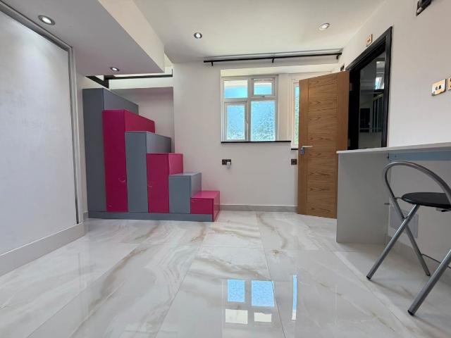 The Crescent, Sudbury Hill HA2, Room to rent, £1,200 pcm | PrimeLocation