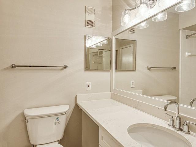 The Crest on Hampton Hollow 2 Bedroom Apartment for Rent at 3408 Hampton Hollow Dr, Fairland, MD 20904 Fairland