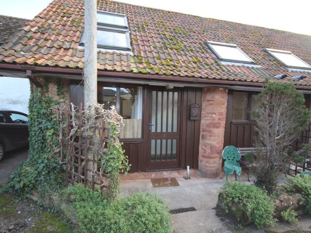 The Croft, Watchet TA23, 3 bed cottage to rent, £975 pcm | PrimeLocation