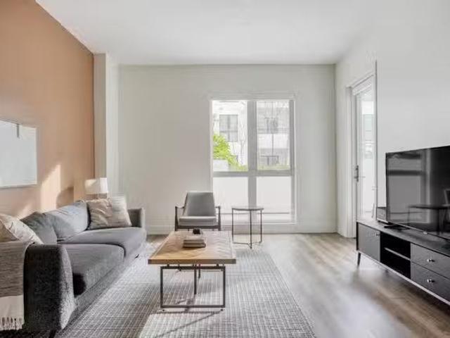 The Crosby, 3998 E Hardy St, Morningside Park 1 Bedroom 1.