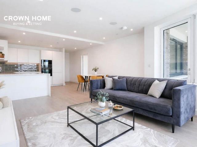 The Crosse, London SE1 2 bed apartment to rent £3,200 pcm £738 pw