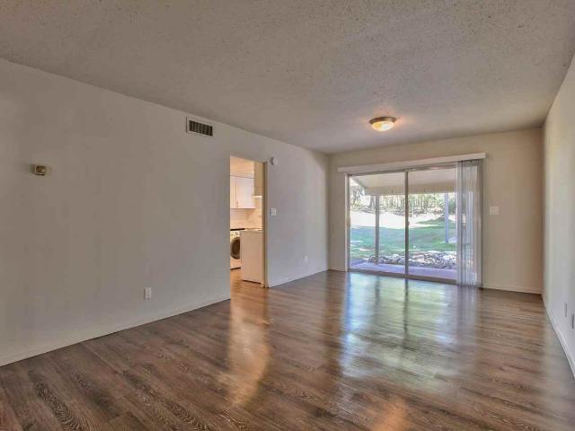 The Crossing at 2600 1 Bedroom Apartment for Rent at 2600 Miccosukee Rd, Tallahassee, FL 32308 Melody Hills