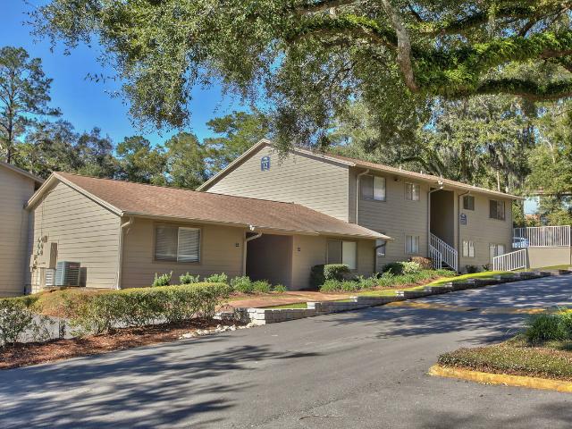 The Crossing at 2600 3 Bedroom Apartment for Rent at 2600 Miccosukee Rd, Tallahassee, FL 32308 Melody Hills