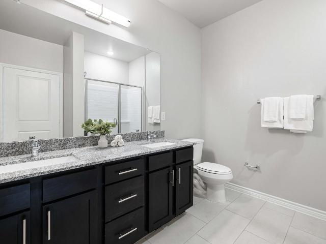 The Crossing at Clear Creek 4 Bedroom Apartment for Rent at 14201 C F Hawn Fwy, Dallas, TX 75253