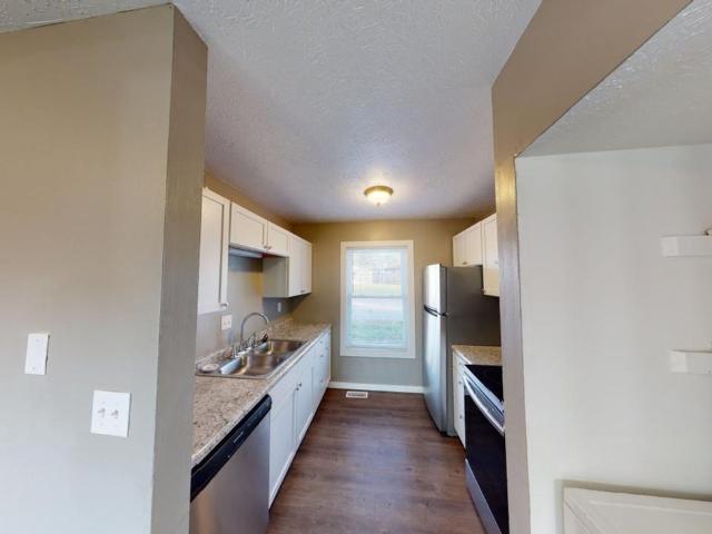 The Crossings Apartments 2 Bedroom Apartment for Rent at 1616 1616 Center Street South 17th Street, Lafayette, IN 47905