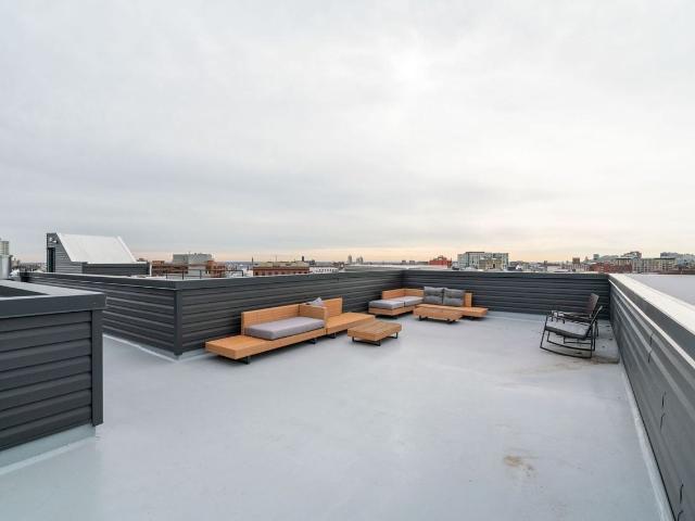 The Crown on Leland Studio Apartment for Rent at 901 Leland St, Philadelphia, PA 19130 Fairmount Art Museum