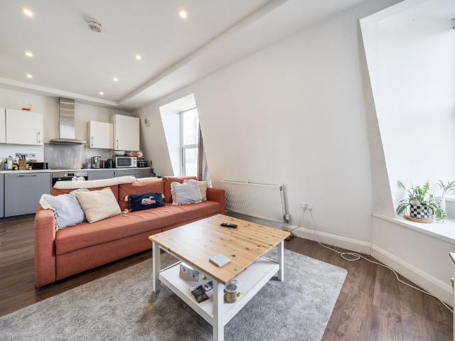 The Cut, Waterloo SE1, 1 bed flat to rent, £2,300 pcm | PrimeLocation