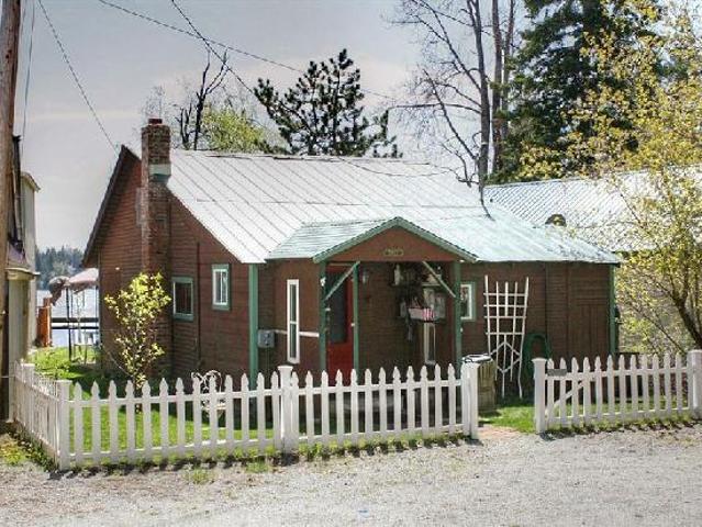 THE CUTEST LITTLE PLACE ON DIAMOND LAKE!