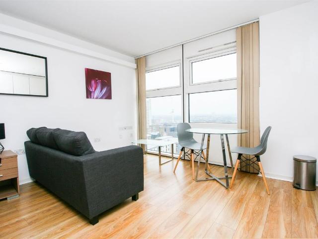 The Cube West, City Centre B1, Studio to rent, £850 pcm | PrimeLocation