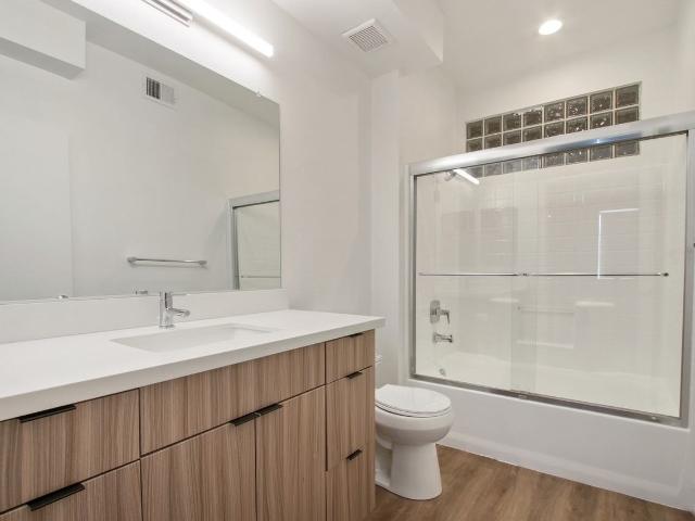 The Culver 2 Bedroom Apartment for Rent at 3325 S Canfield Ave, Los Angeles, CA 90034 South Robertson