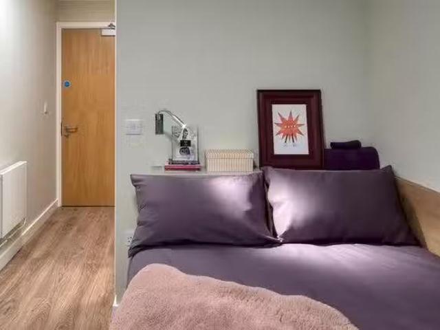 The Curve, London Classic Ensuite