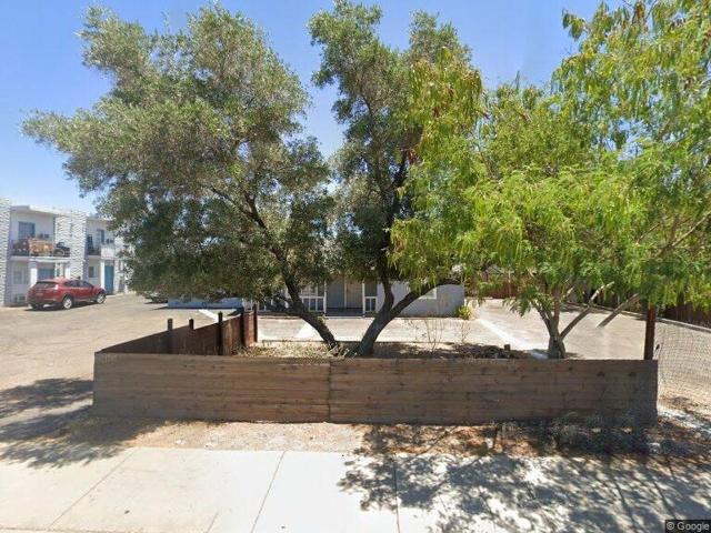 The Cypress Point Apartments Studio Apartment for Rent at 525 N 32nd St, Phoenix, AZ 85008