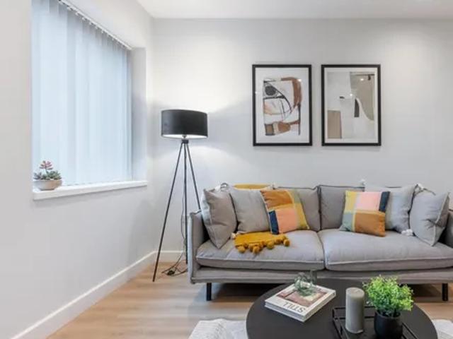 The Anchorage, 1 4 Anchorage Quay, Salford, M50 3XE, United Kingdom | 3 bed apartment for rent #141193787 | Rentberry